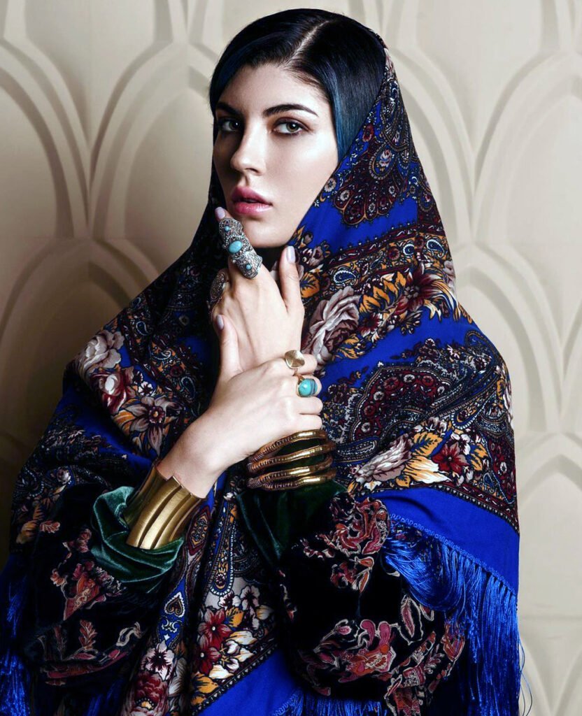 Iranian Women: A Comprehensive Guide to Dating Iranian Girls